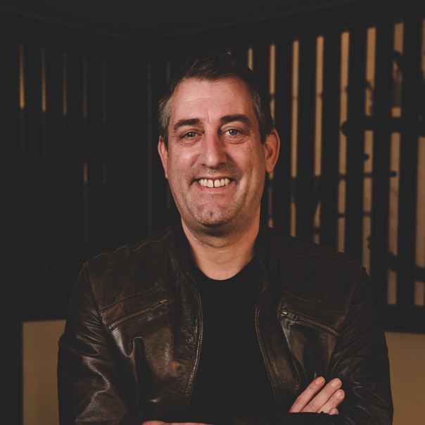 Gaming Intelligence en Español Elliott Resnick de First Look Games